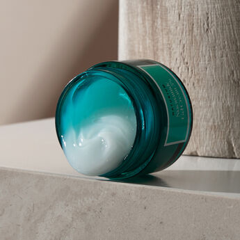 NATURIUM Niacinamide Gel Cream 5% | Space NK