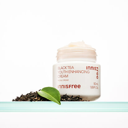 Innisfree Black Tea Youth Enhancing Cream | Space NK