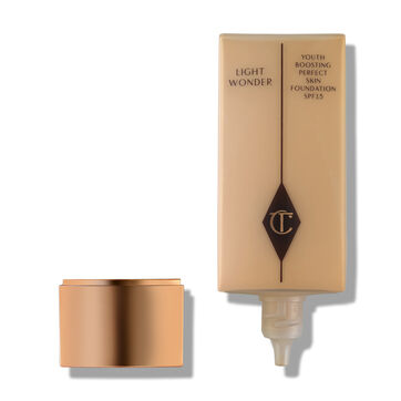 Charlotte Tilbury Light Wonder Foundation | Space NK