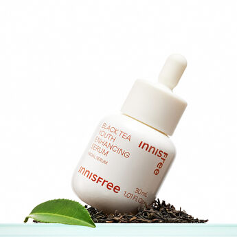 Innisfree Black Tea Youth Enhancing Serum | Space NK